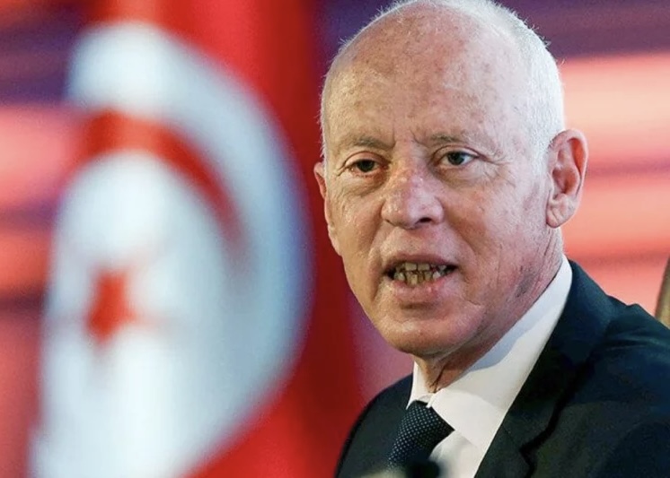 Tunisie : après ses propos racistes, Kais Saied recule et annonce une ...