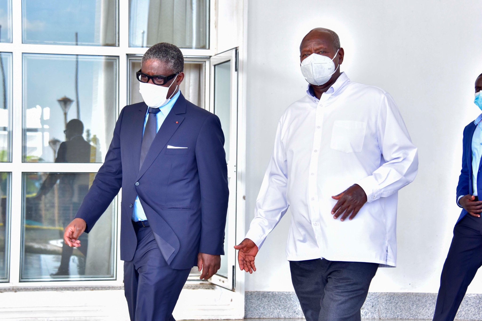 Ouganda: Yoweri Museveni et Teodorin Obiang échangent sur la lutte ...